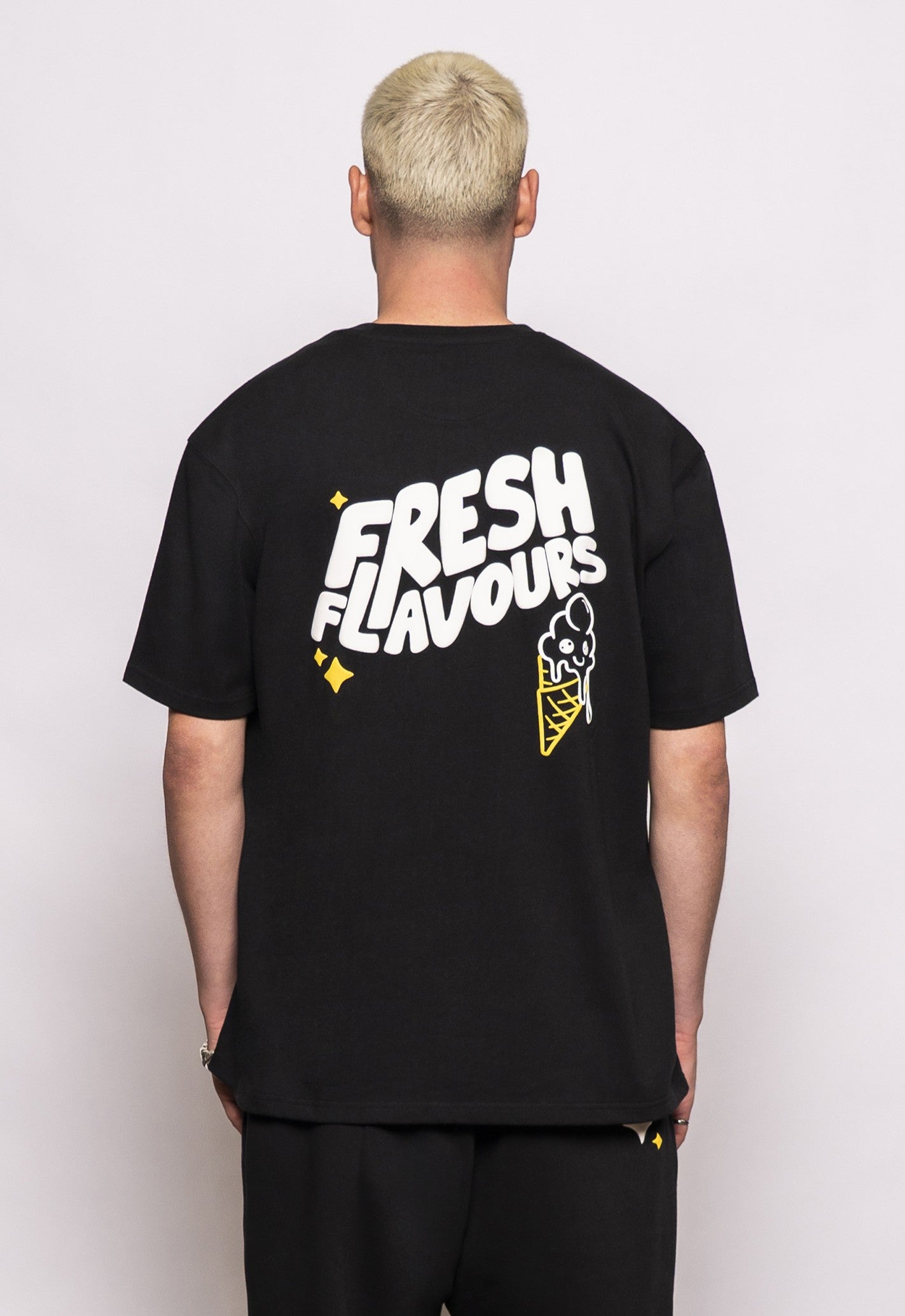 BLACK/WHITE FRESH FLAVOURS TEE – Fresh Couture